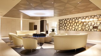 Qatar Airways 5-Star Premium Lounge Rating at London Heathrow Airport