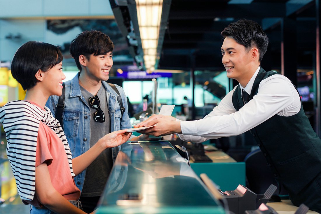 EVA Air launches a new generation of staff uniforms - Skytrax