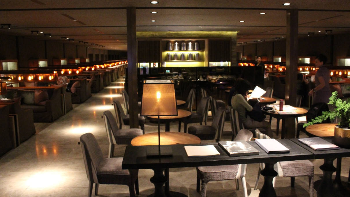 China Airlines Dynasty Lounge at Terminal 1 Taipei Taoyuan Airport