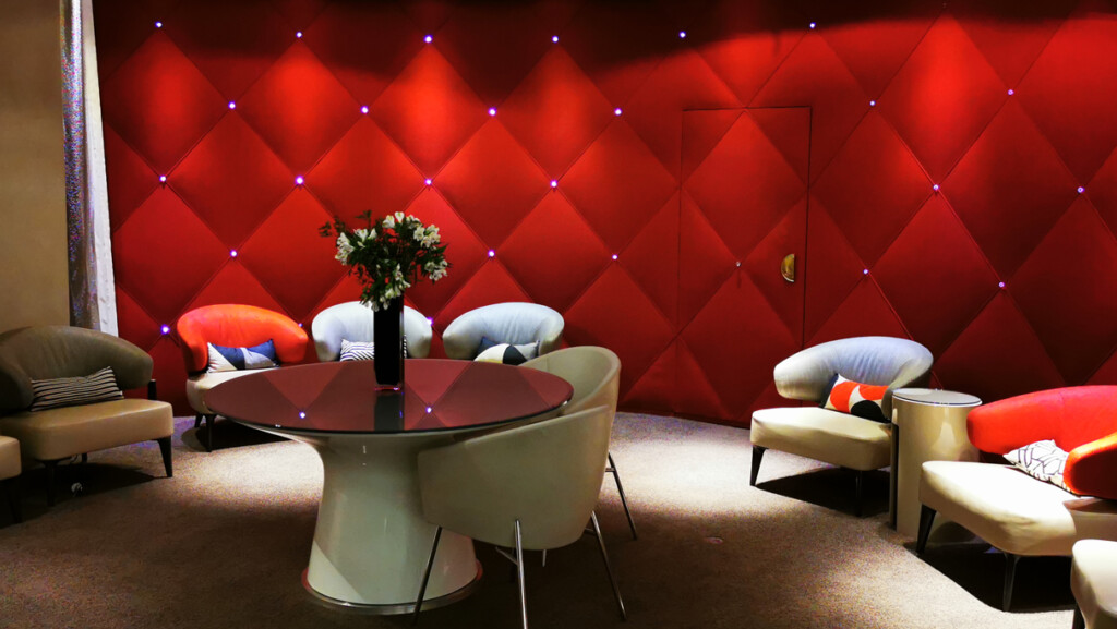 Lufthansa First Class Terminal 5-Star Lounge at Frankfurt Airport