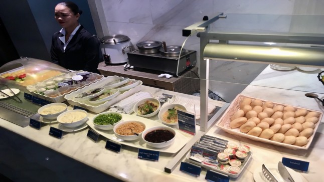 Philippine Airlines Mabuhay Lounge at Manila Ninoy Aquino Airport